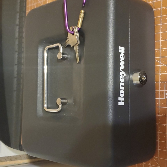 Honeywell | Office | Honeywell Gray Metal Lockable Security Cash Box ...